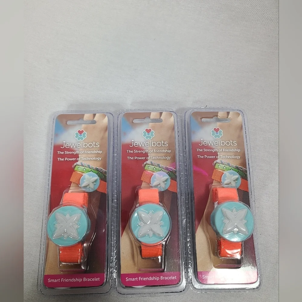 jewelbots | Wearables | Set Of 3 Jewelbots Smart Light Up Friendship ...